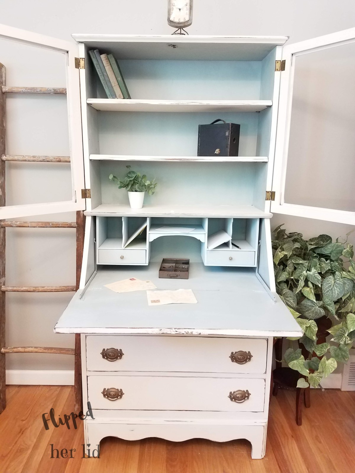 Eloise – A vintage secretary desk